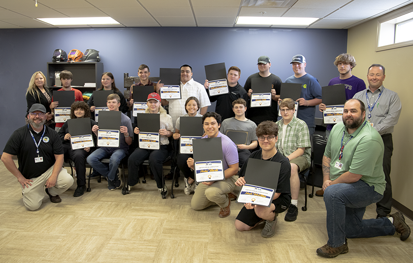 Blackhawk Industrial Maintenance Class is First to Graduate through ...