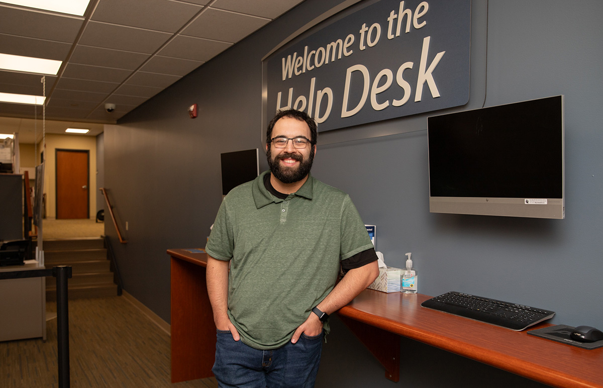 Get to Know Jon Rosenbloom, Help Desk Support Technician - Blackhawk ...